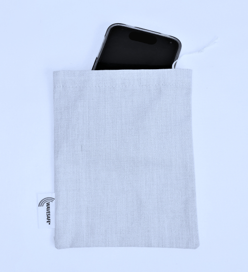 Mobile phone pouch with radiation protection 17x20cm - WAVESAFE